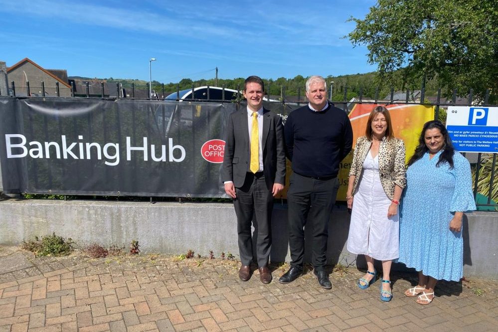 Temporary Banking Hub Opens in Ystradgynlais - Herald.Wales