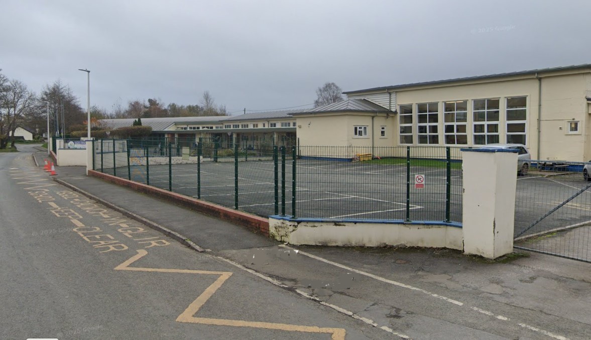 New housing scheme and new school footpath proposed for Sageston ...