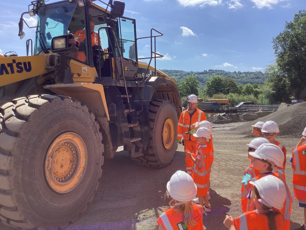 Alaw Primary School pupils enjoy memorable quarry visit - Herald.Wales