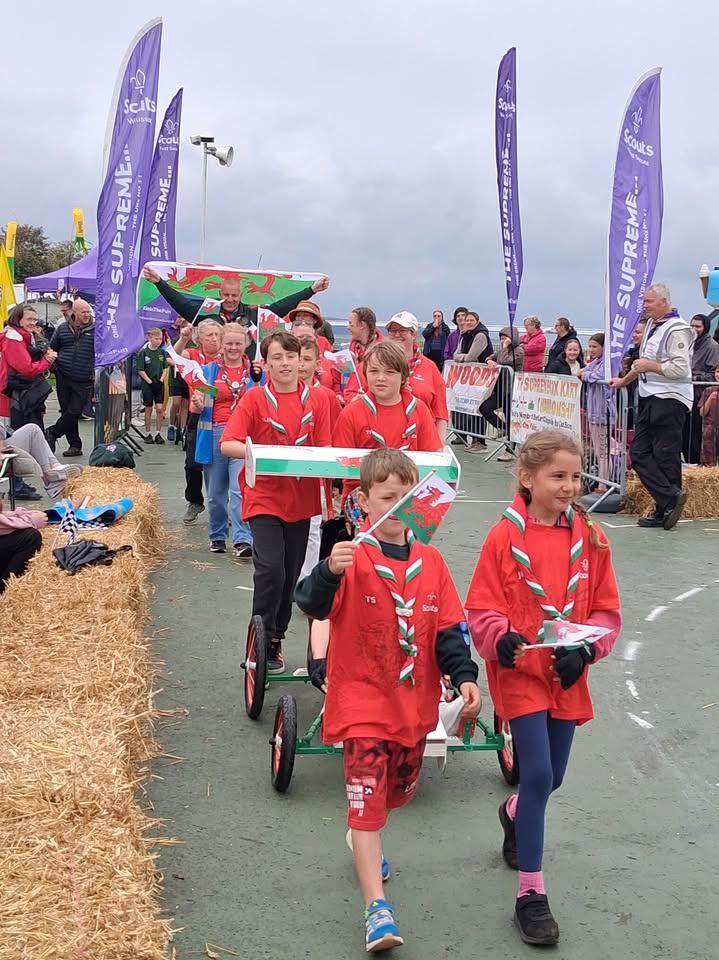 Aberaeron Cubs and New Quay Sea Scouts fly the flag for Wales at ...