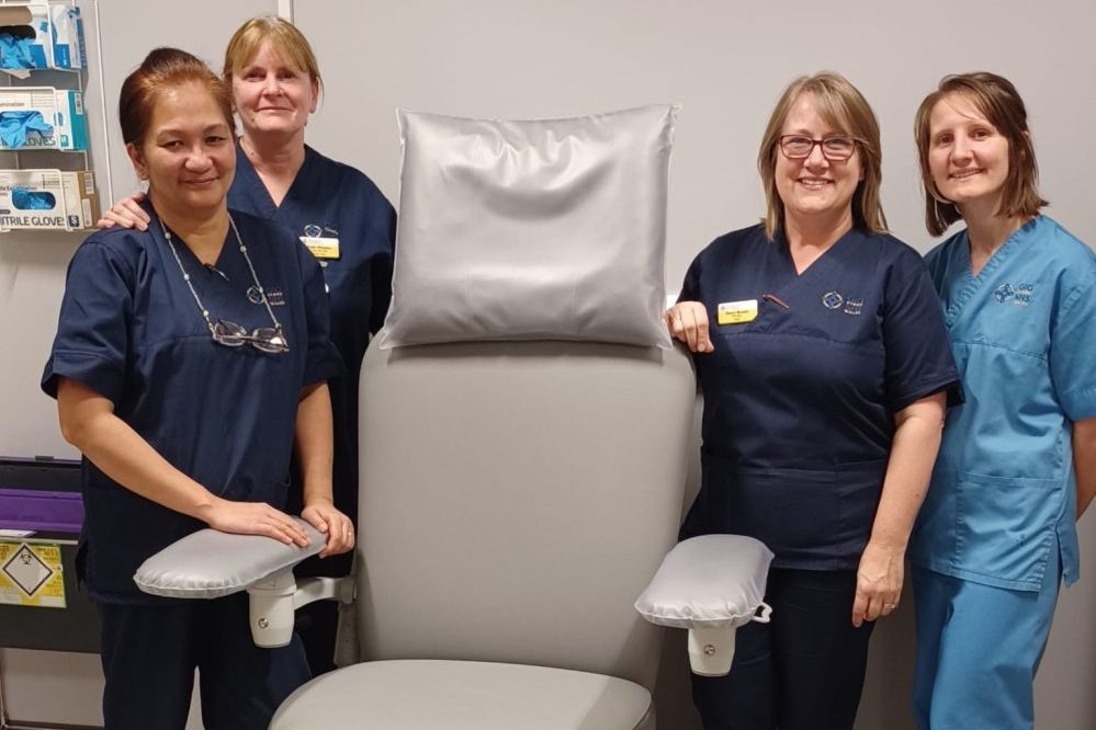 Chemotherapy Unit receives new treatment chair thanks to charitable ...