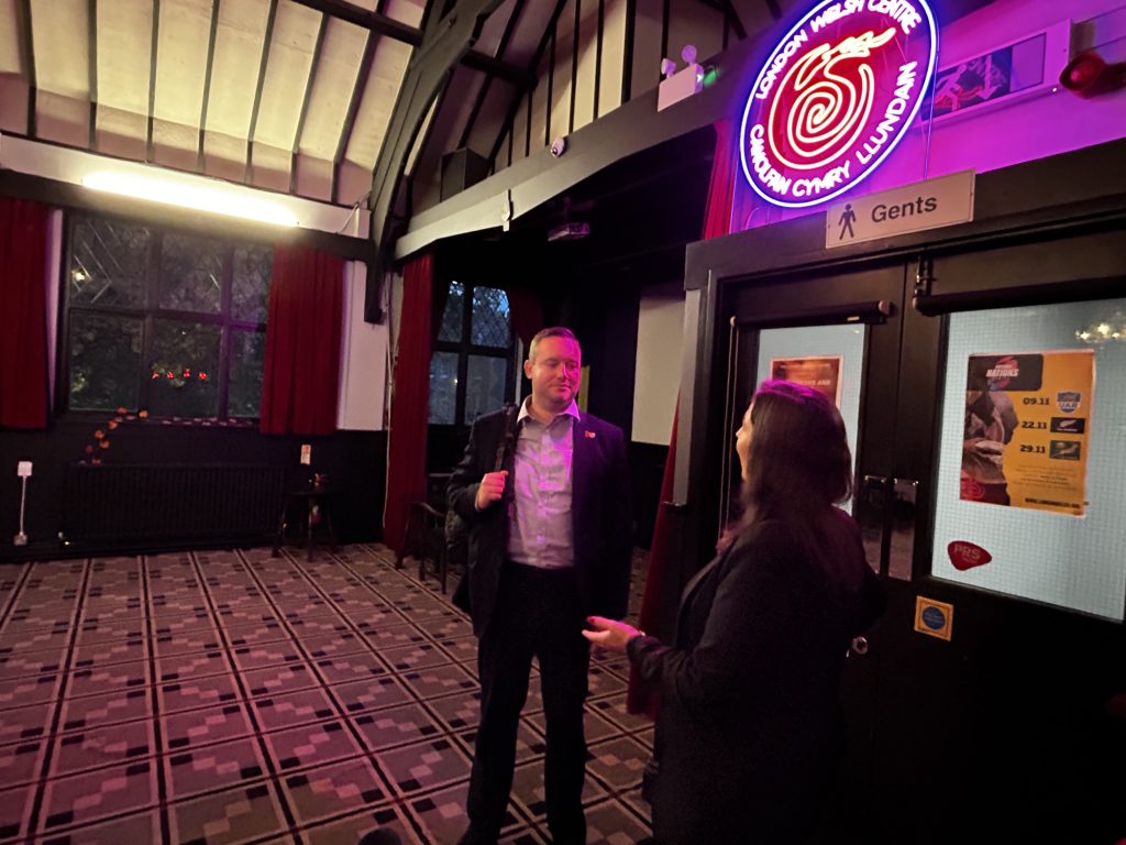 Gareth Davies MS encourages Welsh people in London to visit historic ...