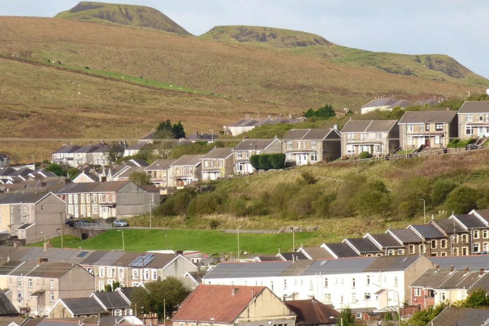 Significant progress made with Caerau wall insulation remedial works ...