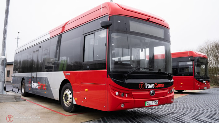 Children's £1 bus fare pilot expands across Wales - Herald.Wales