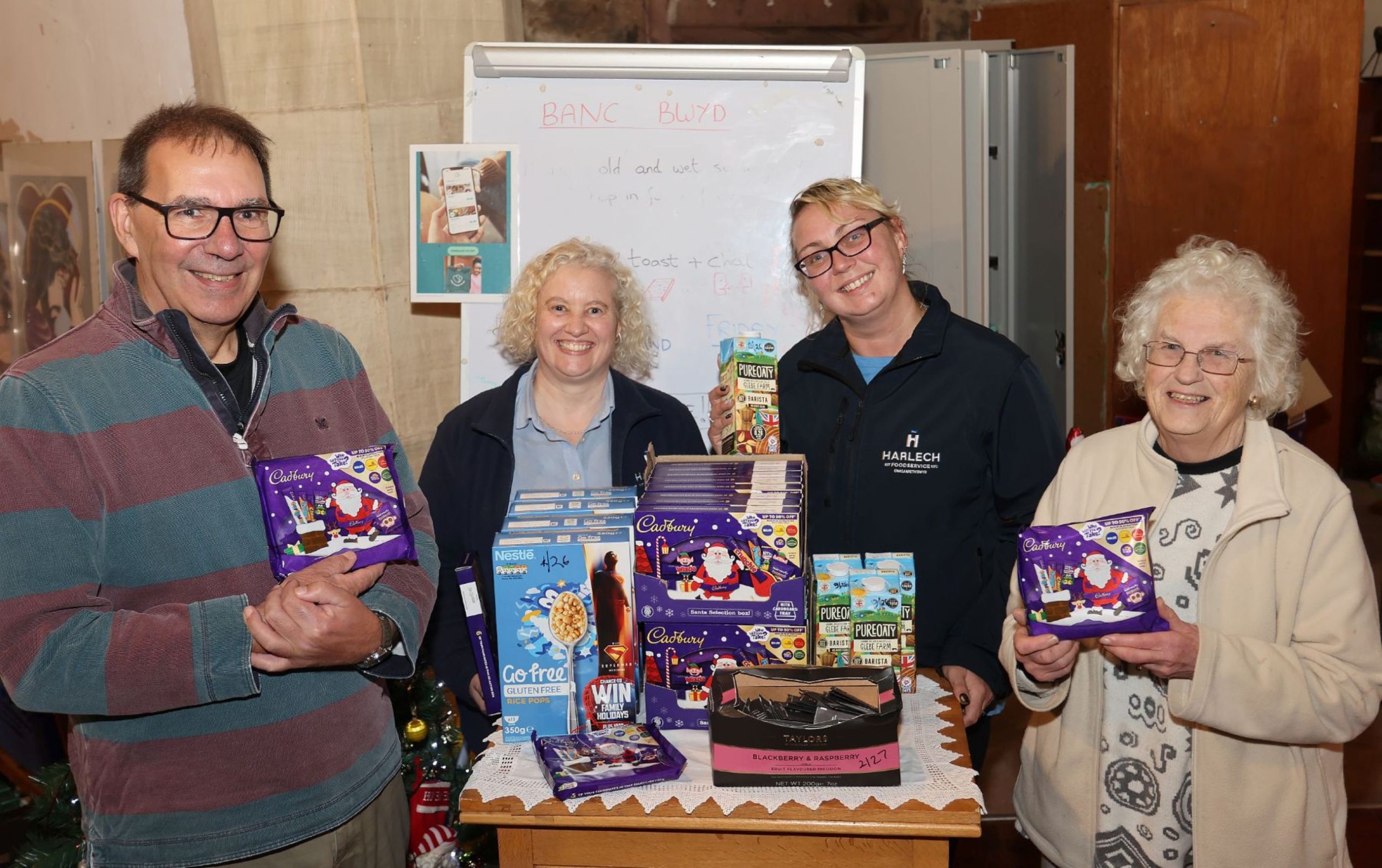 Harlech Foodservice delivers festive lifeline to struggling Gwynedd ...